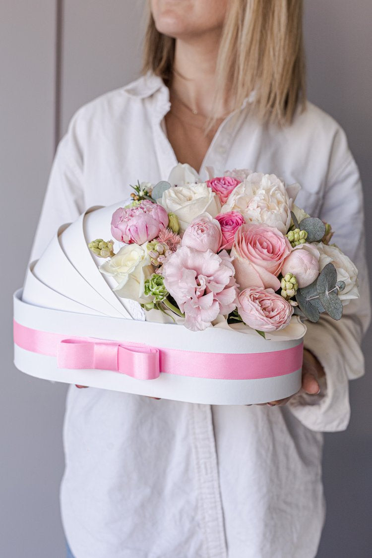 Flower box Baby Bassinet DeLuxe – A&M Floral Place